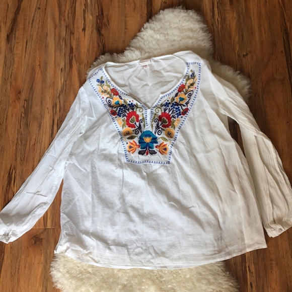 Merona | Tops | 4 For 2 Embroidered Flower Top | Poshmark